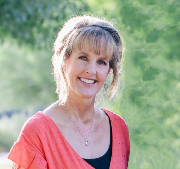 Podcast: Dry-Climate Gardens with Noelle Johnson