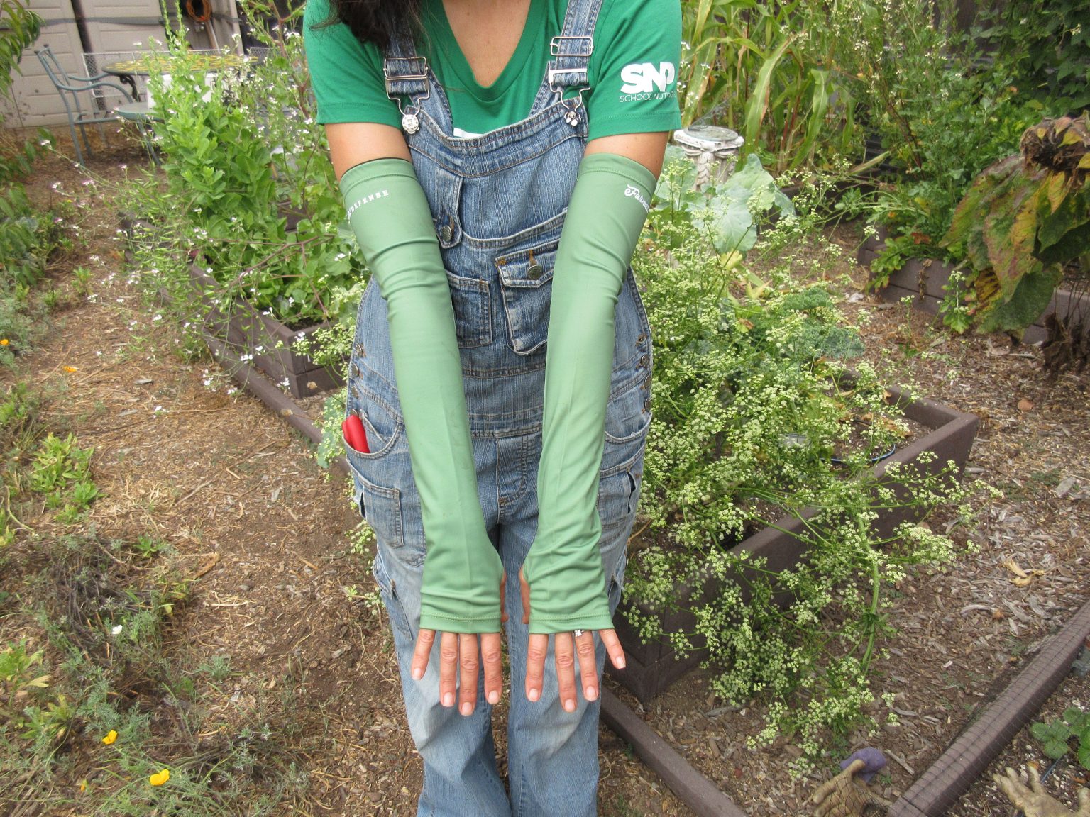 Review: Farmers Defense Sleeves - Gardenerd